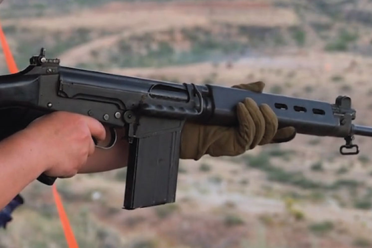 Shooting the FN FAL Rifle - Dubbed "Right Arm of the Free World" | Big Sandy Machine Gun Shoot ...