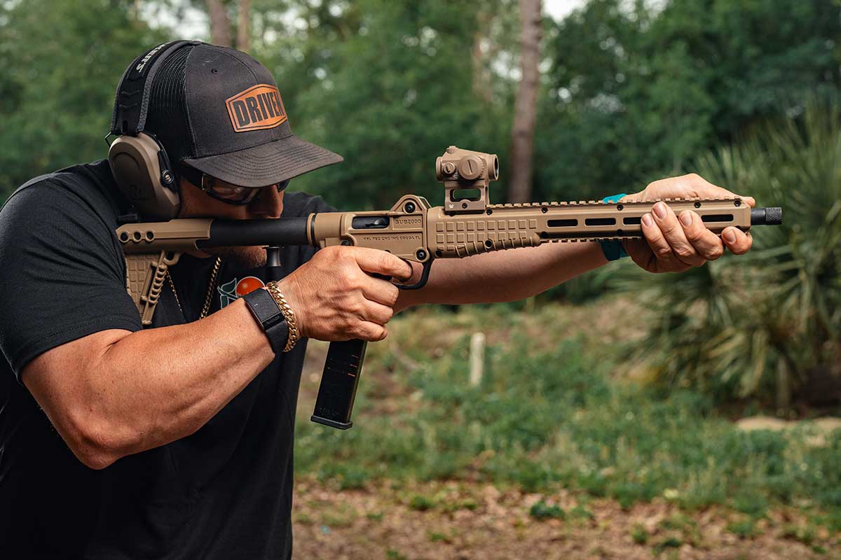 KelTec SUB2000 GLK 10mm Folding Carbine – Features, Specs ...