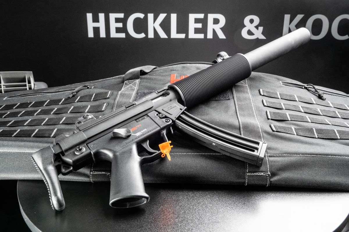 HK MP5 .22LR Rifle: Specs, Features & MP5-Style Overview [Video ...